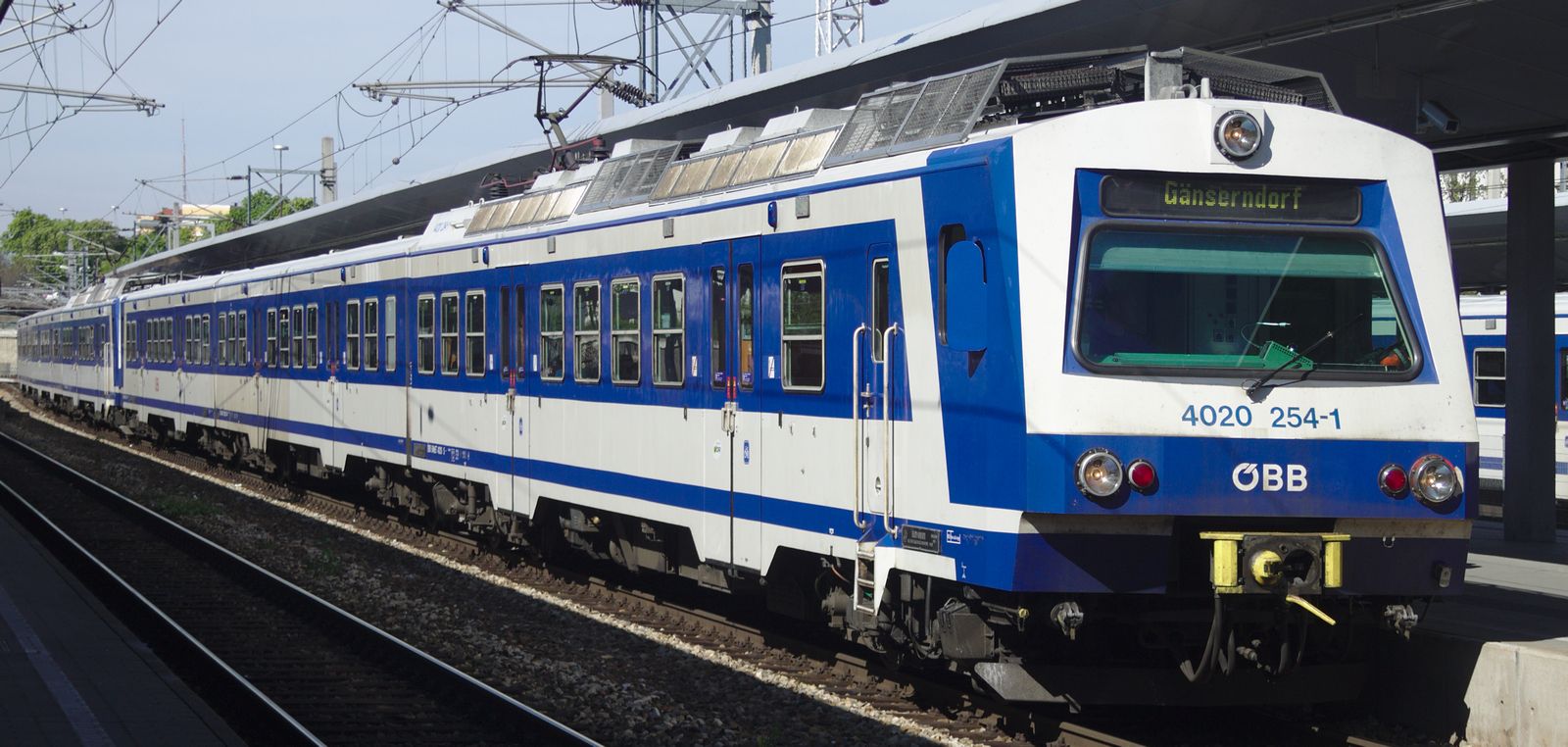 loco-info.com - Austrian Federal Railways class 4020